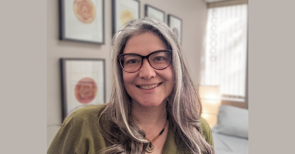 Geneva Robins - LunaHolistic.com